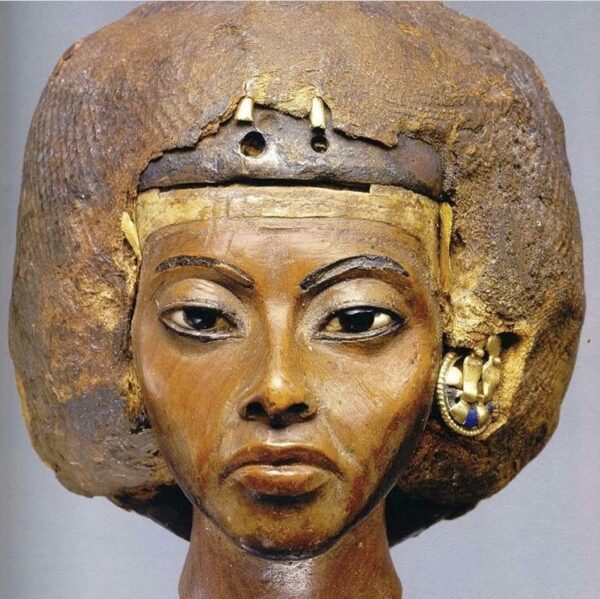 Queen Tiye – The Queen of Queens: Mother God – King Kevin Dorival ...